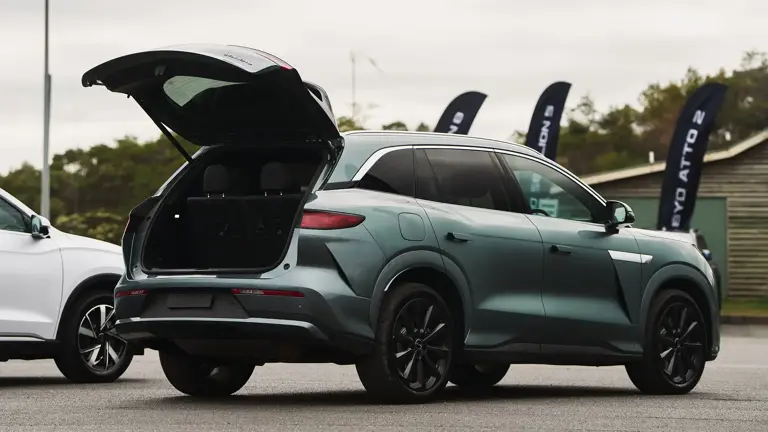 BYD Sealion 8 pre-orders open in Australia