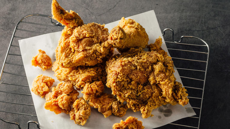5 Fried Chicken Chains With The Best Quality Meat, And 4 With The Worst ...