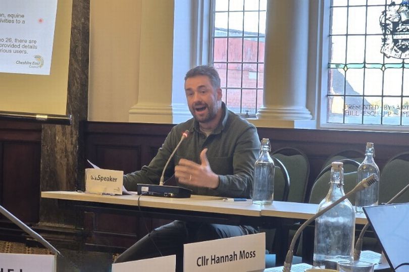 Jason Manford hits out at 'entitled' villagers in wealthy Cheshire ...