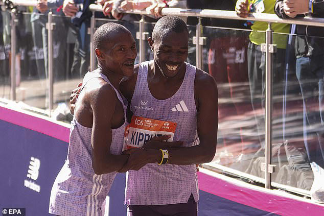 Stunning photo finish at NYC Marathon as Benson Kipruto wins thriller ...
