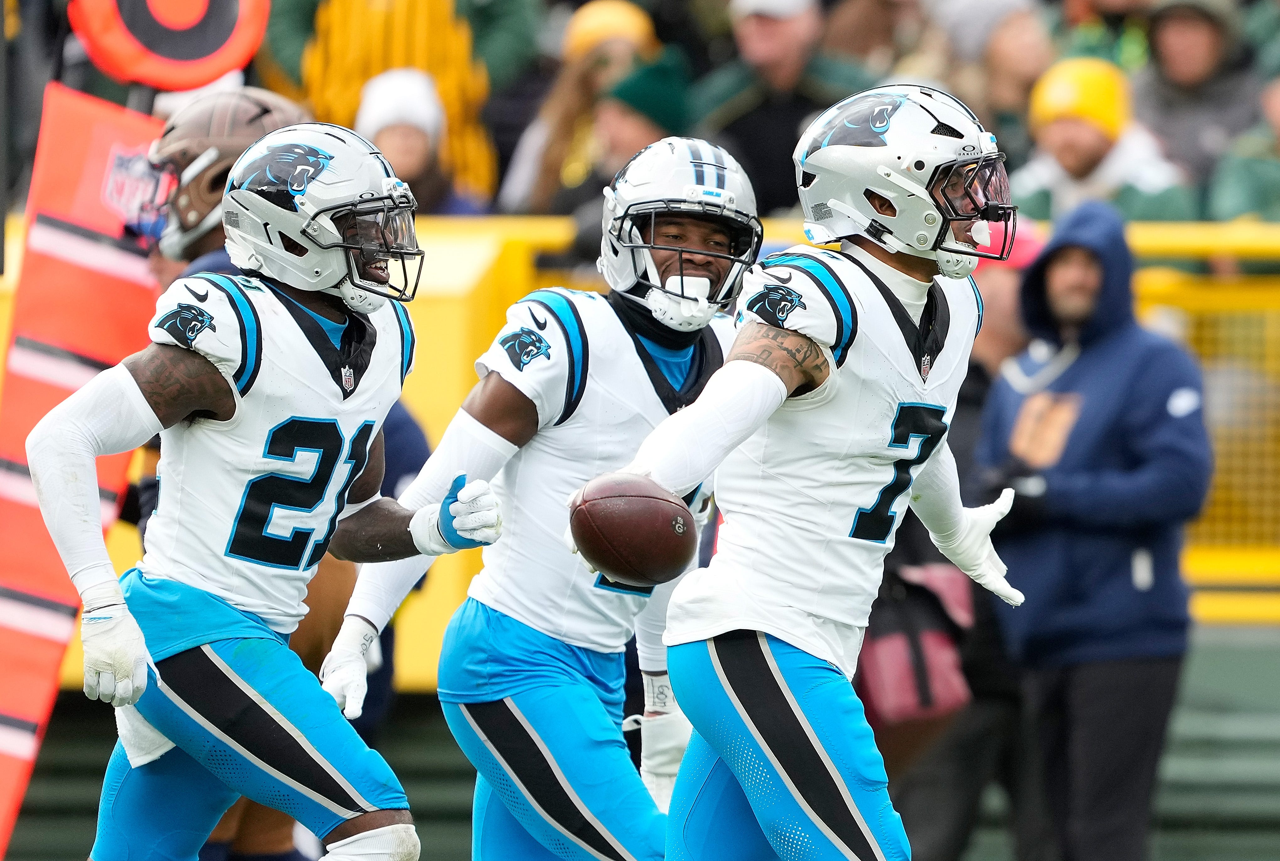 Panthers shock the Packers: Top highlights from the Week 9 win