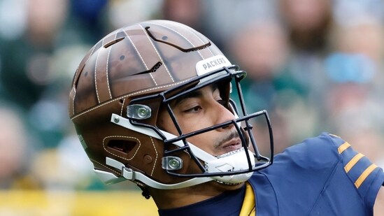 Green Bay Packers debut ‘1923 Classic’ leather helmets on throwback ...