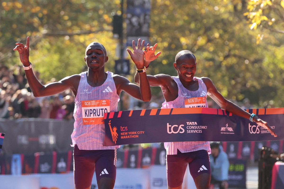 New York City Marathon witnesses course record and photo finish
