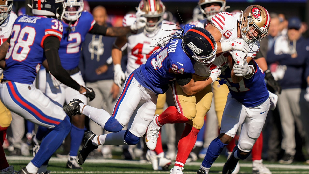 Christian McCaffrey and the 49ers run all over the Giants on the way to ...