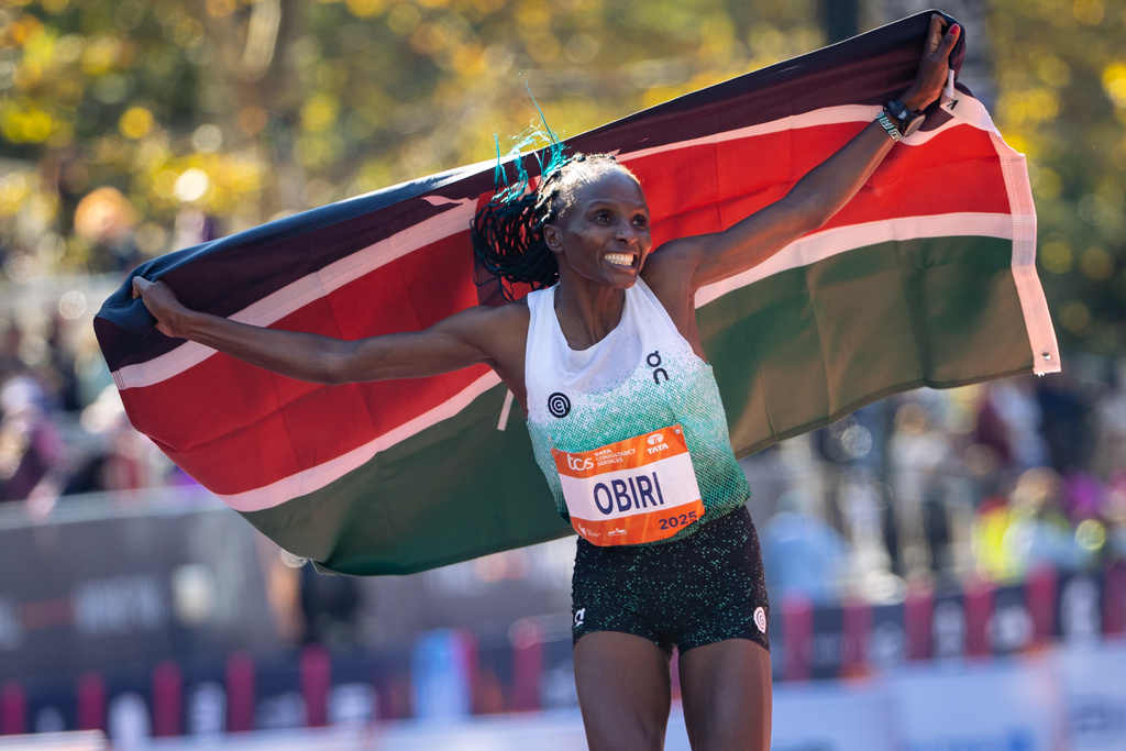 Obiri sets women's NYC Marathon course record, Kipruto wins men's race ...