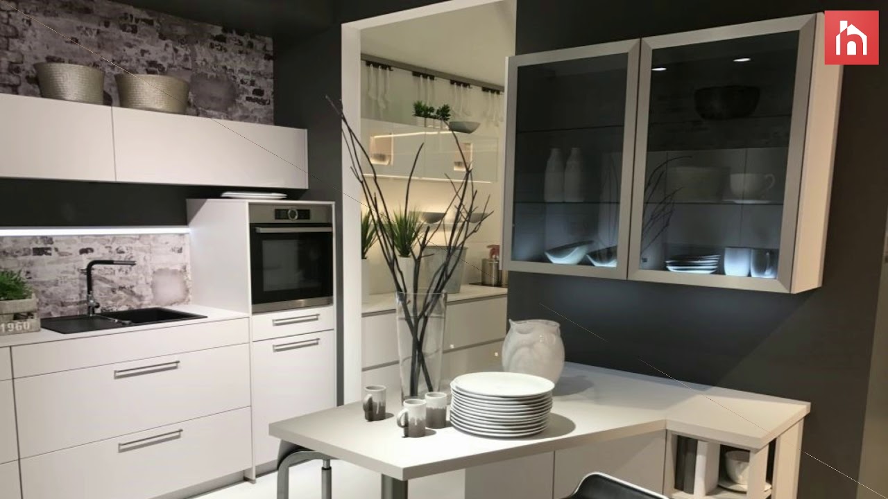 Glass kitchen cabinet doors and the styles that they work well with