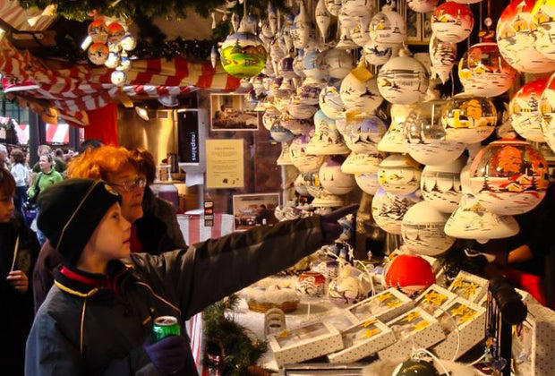 The Best Christmas Towns in the Midwest