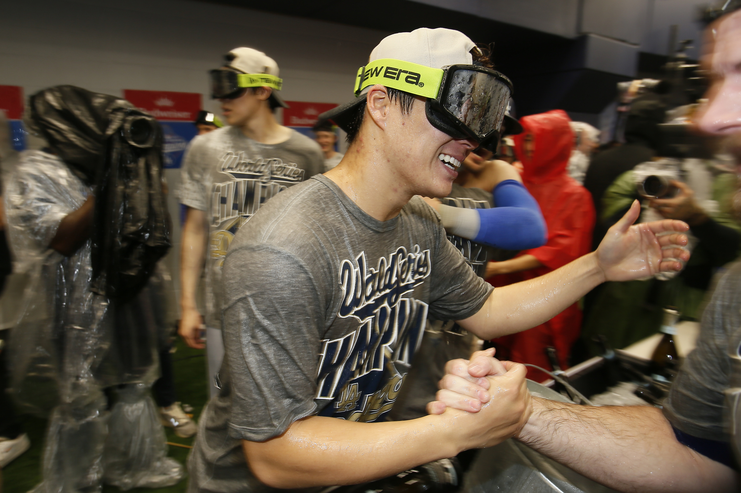 Dodgers’ World Series MVP follows path of Diamondbacks pitching legend