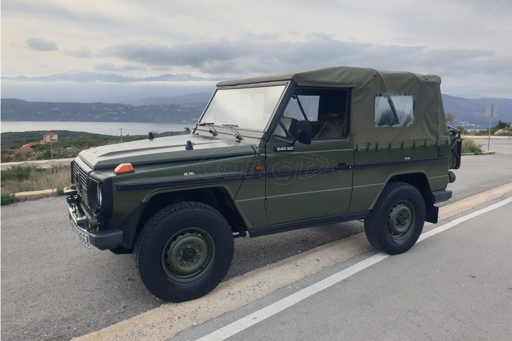 Ανανεωμένη Mercedes 240 GD έτοιμη για περιπολία