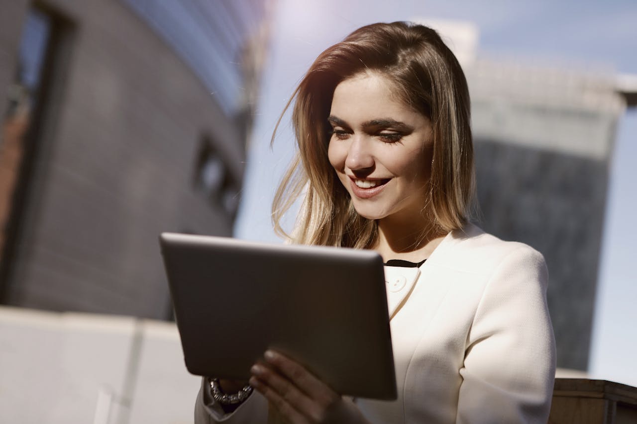 18 job titles that sound impressive but mean absolutely nothing