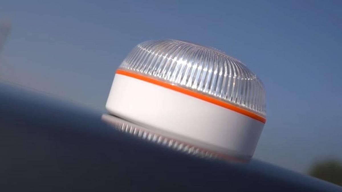 Algunos vehículos no estarán obligados a usar la señal V-16 a partir de ...