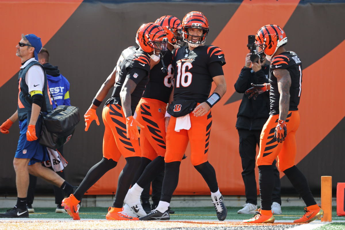 Bengals vs. Bears Inactives: Joe Flacco's nonexistent warmup receives ...