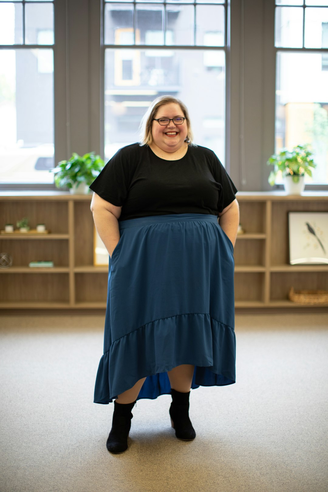 8 Mistakes That Make Curvy Women Look Shorter Than They Really Are