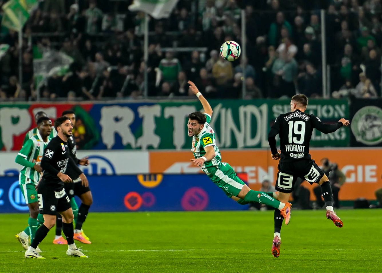 SK Rapid reagiert auf Sperre für Yusuf Demir / Matthias Seidl zurück