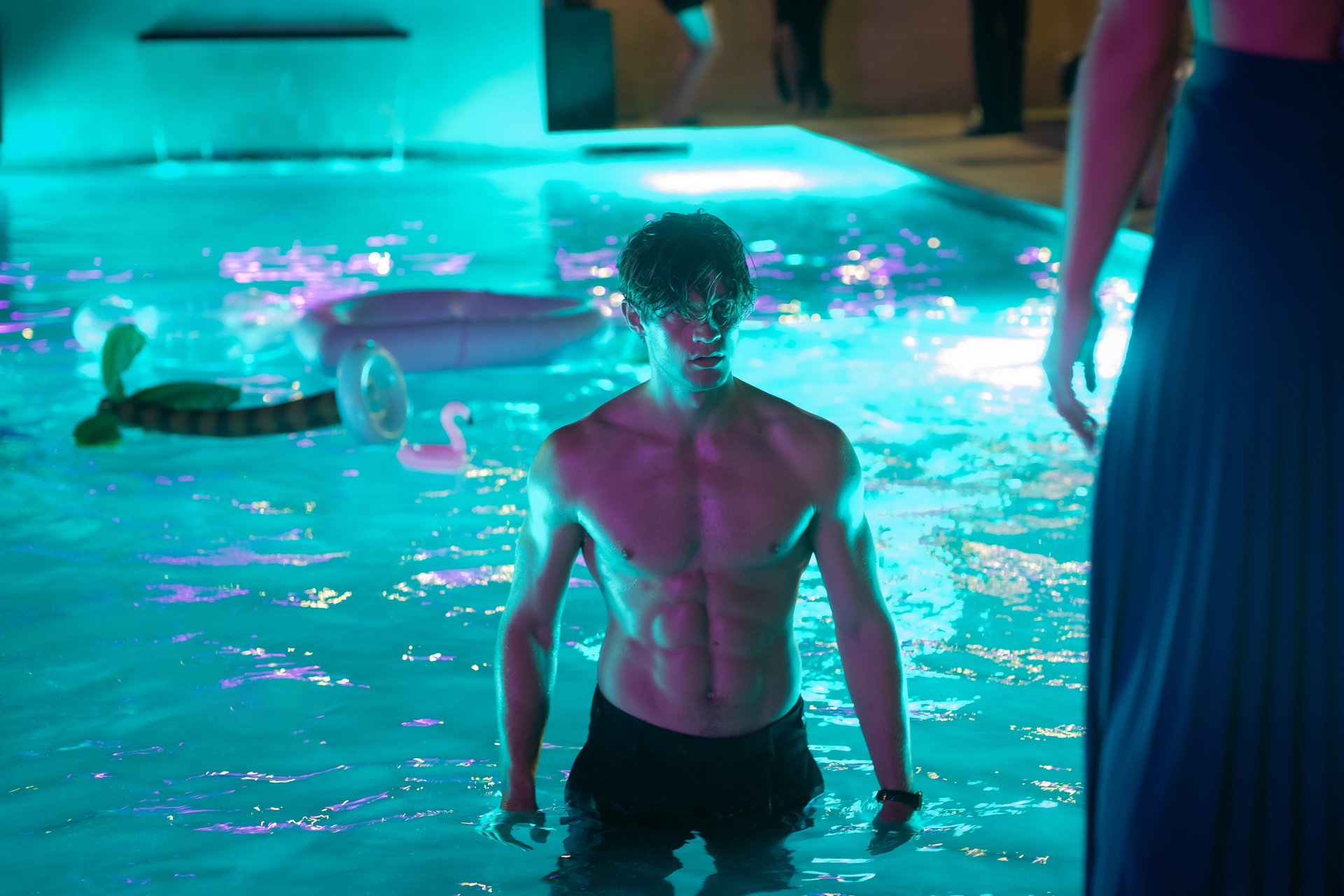 Psychologie: Was es über dich aussagt, wenn du James aus „Maxton Hall“ liebst