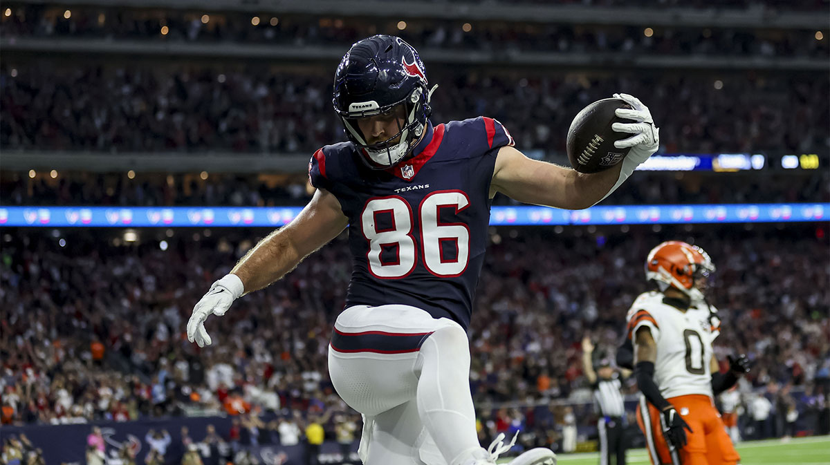 Dalton Schultz lands $12.6 million contract extension with Texans