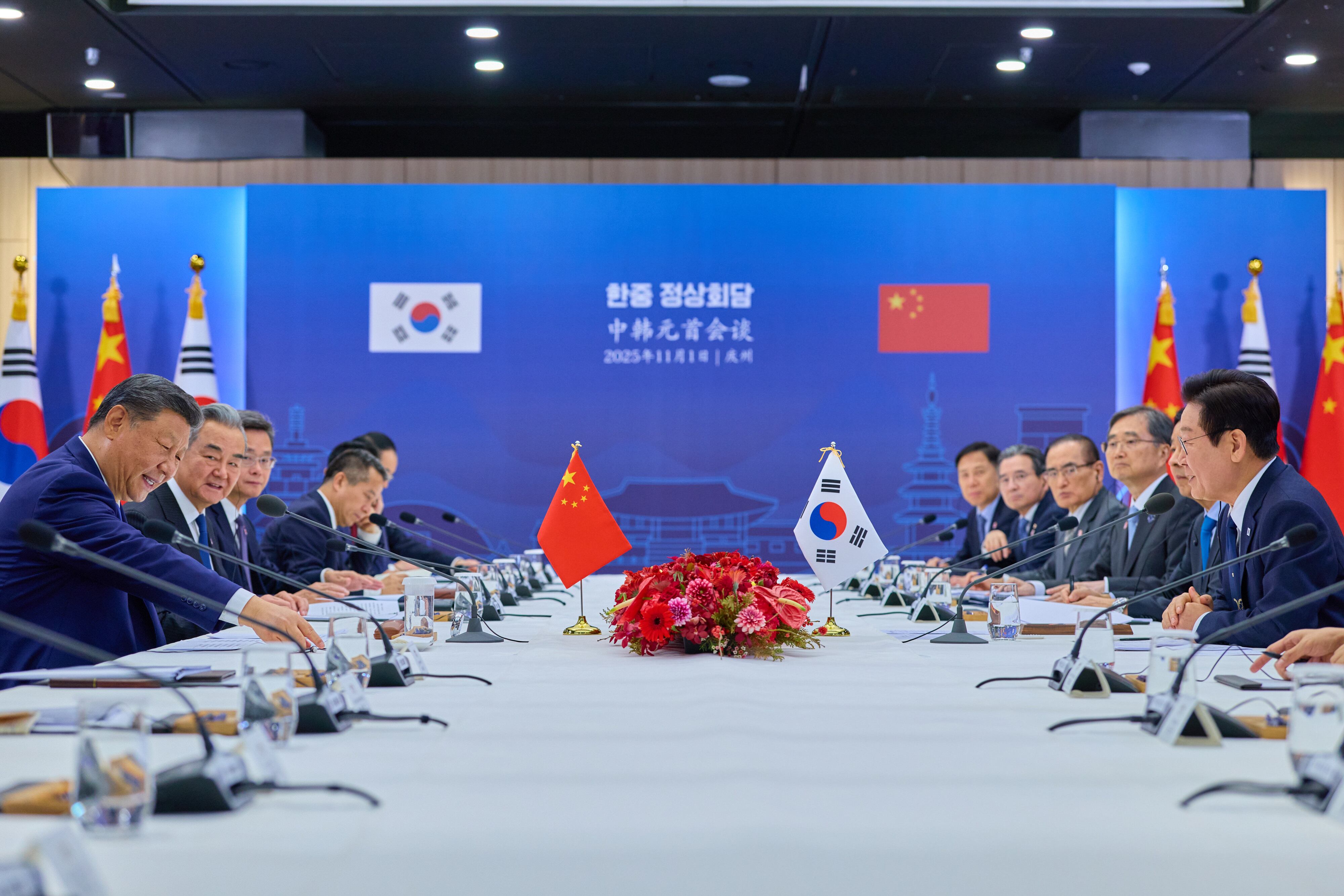 South Korea-China Summit: Chinese Announcement Omits Denuclearization