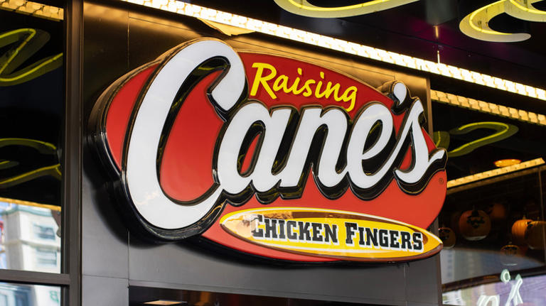 5 Fried Chicken Chains With The Best Quality Meat, And 4 With The Worst ...