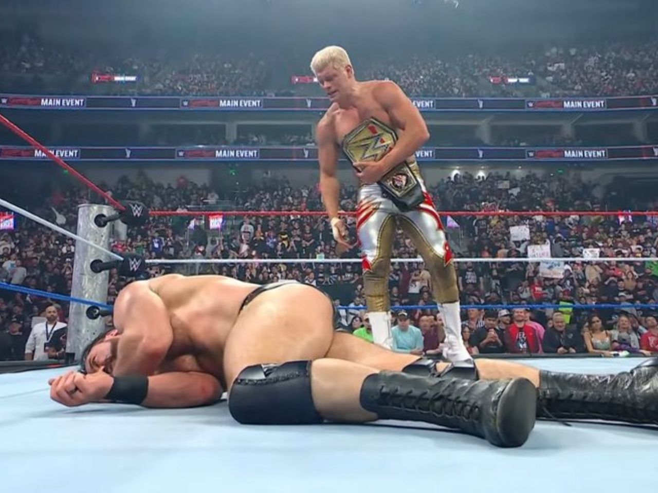 3 reasons why Cody Rhodes retained his title over Drew McIntyre at SNME