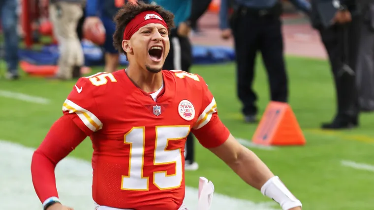 Josh Allen vs. Patrick Mahomes: Inside the numbers when Bills, Chiefs ...