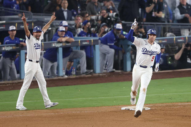 Looking back at the historic 2025 World Series' biggest moments