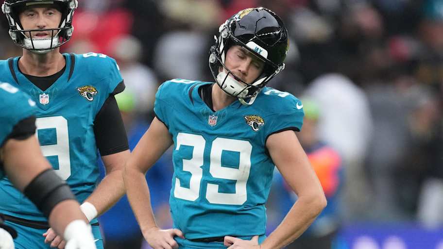Former Razorbacks kicker Cam Little finally gets record against Raiders