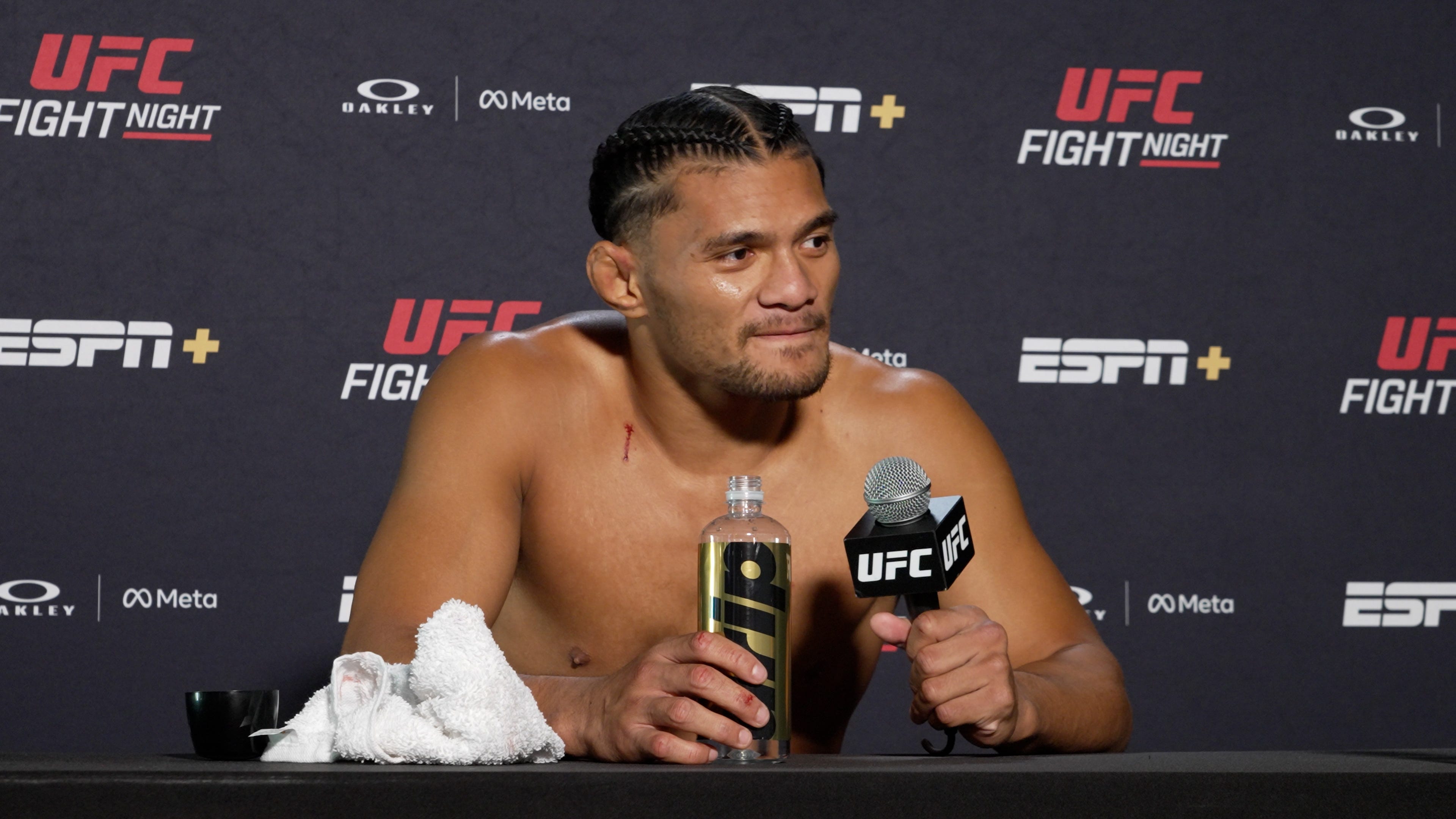 Billy Elekana on referee blunder in UFC Fight Night 263 win: 'I felt ...