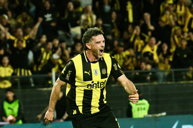 Peñarol se coronó campeón del Clausura tras derrotar a Defensor ...