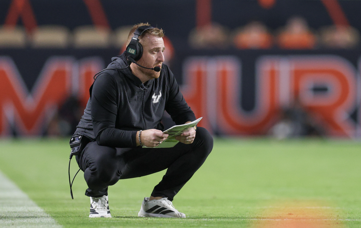 Former Vols offensive coordinator Alex Golesh is 'drawing a lot of ...