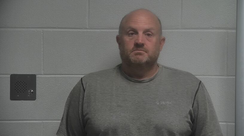 Fmr. Trimble Co. Sheriff arrested, charged with sexual abuse while in ...