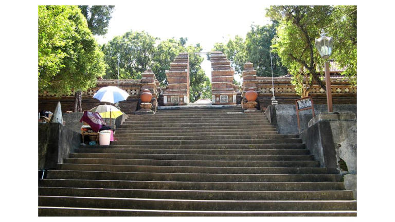 4 Tempat Makan Khas Nusantara di Sekitar Makam Imogiri,Bantul,Jogja