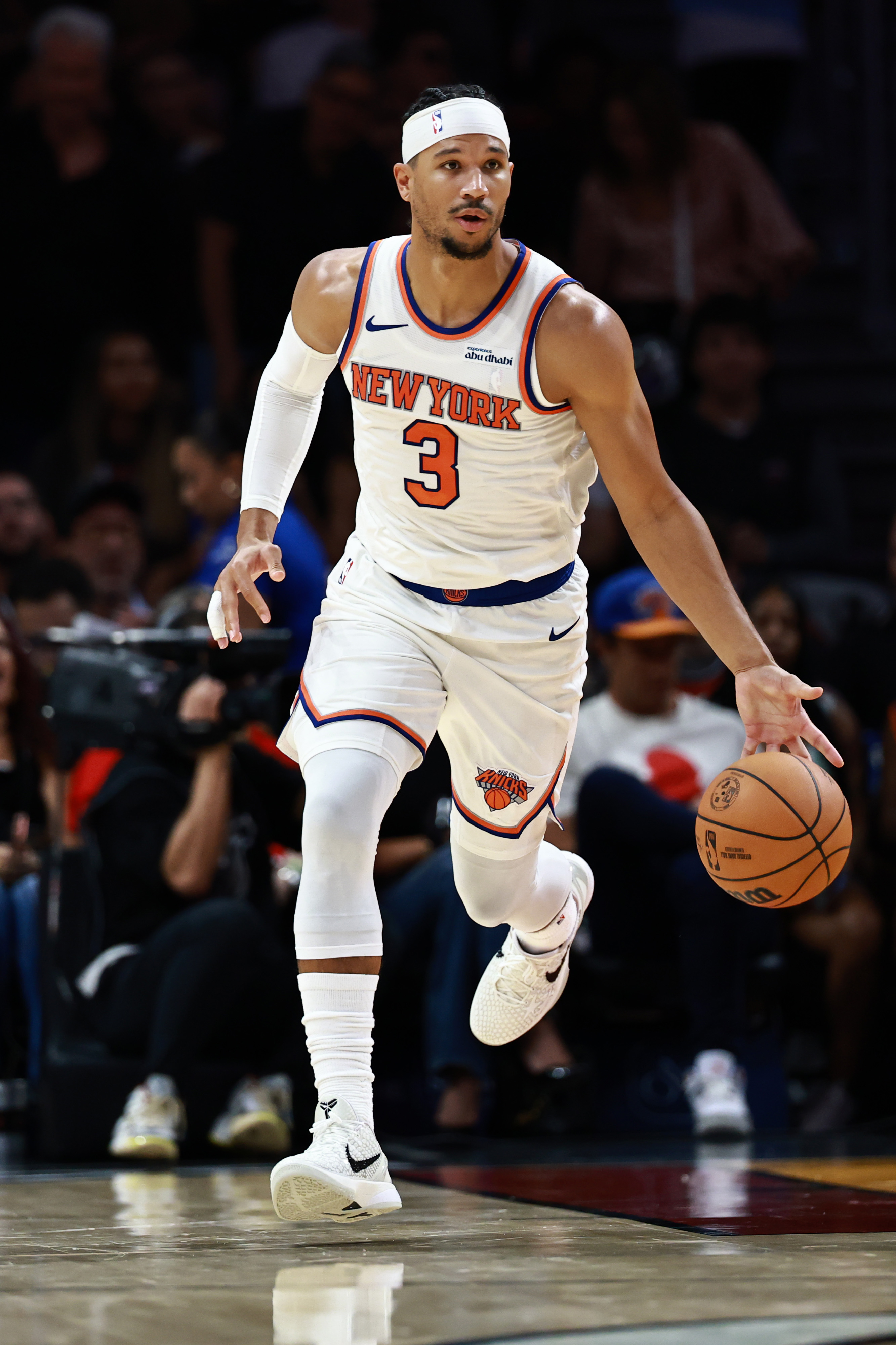 Josh Hart Playing Through Nerve Injury in His Hand