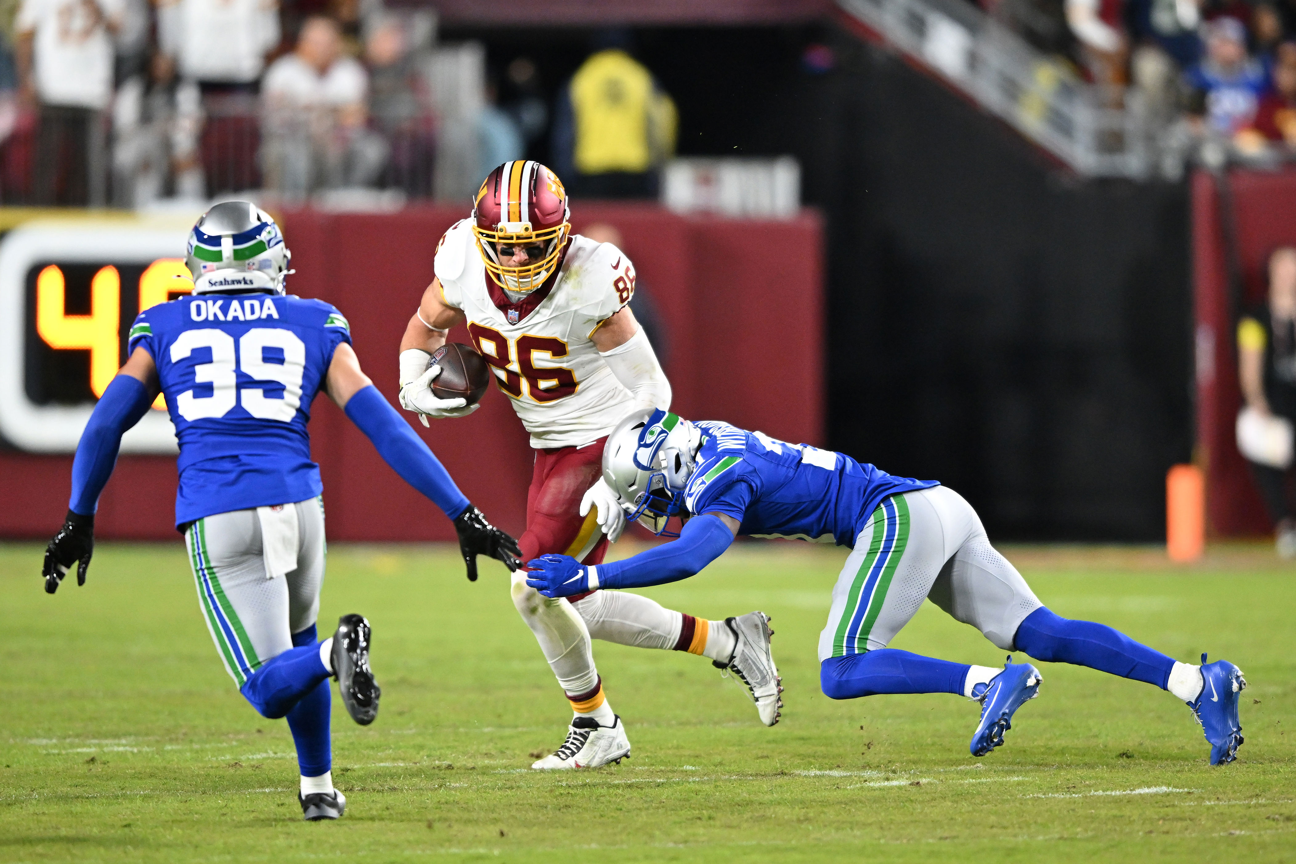 Sunday Night Football: Commanders vs Seahawks 3rd Quarter