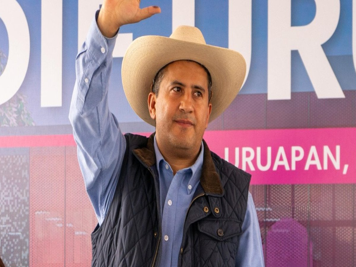 Mexican mayor killed during Day of the Dead festivities: Carlos Manzo ...