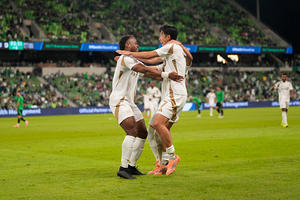 손흥민, 플레이오프서 1골 1도움 맹활약…LAFC, PO 8강행