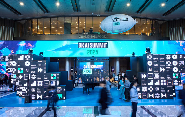 [SK AI 서밋 2025] SKT “국가대표 AI 사업자로서 AI 인프라 진화 이끌 것”