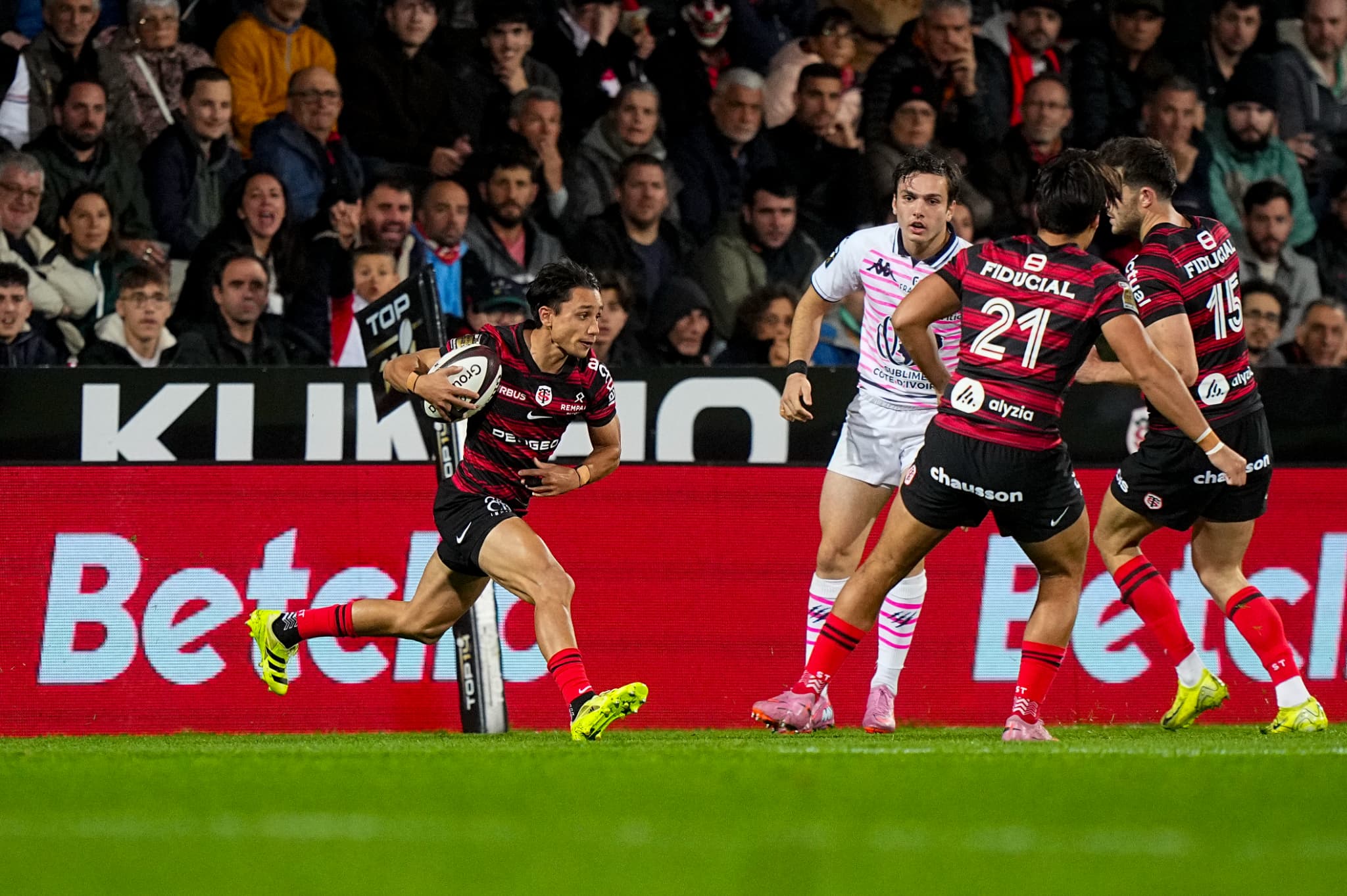 Ange Capuozzo, Cameron Woki, Ma’a Nonu... L'équipe-type de la neuvième ...