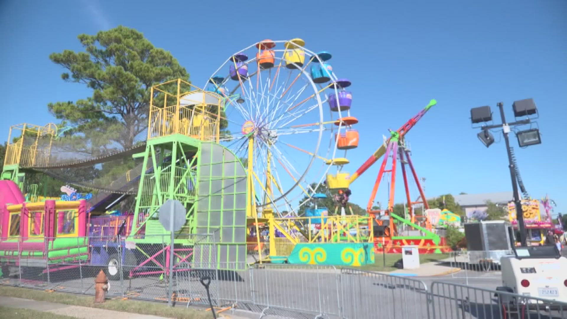 Two Girls Hurt in Ferris Wheel Accident at Harvest Festival in New ...