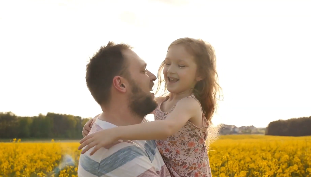 Man Criticizes Dad Carrying Sick Daughter – His Response Leaves ...