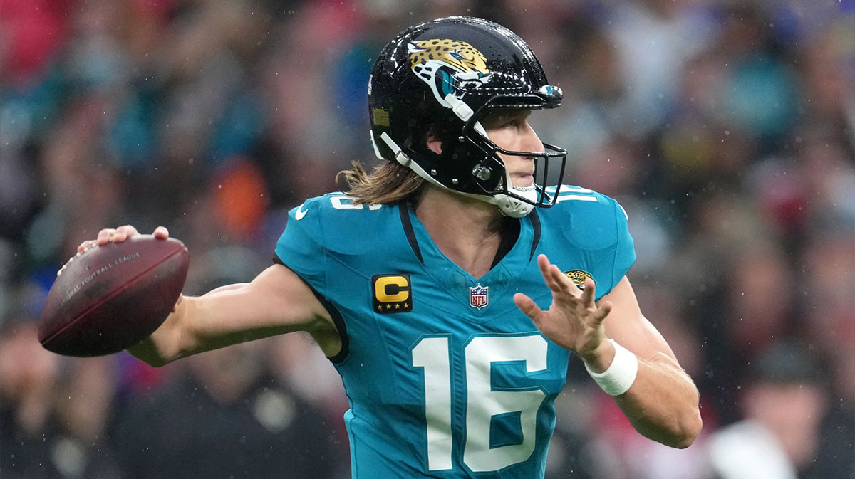 Trevor Lawrence is out here doing a Michael Jordan shrug after mind ...