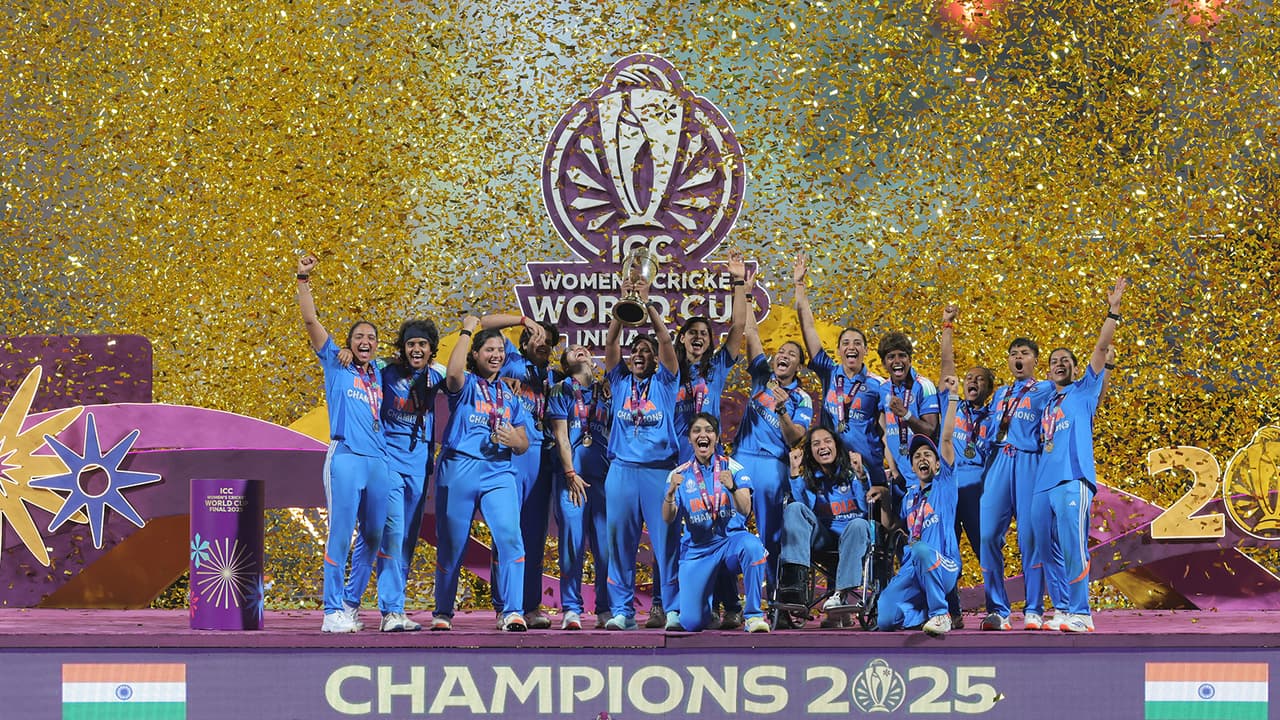 IND vs SA Women Final: মহিলা বিশ্বকাপ জয়ে আবেগপ্রবণ বিরাট-রোহিত, চোখে ...