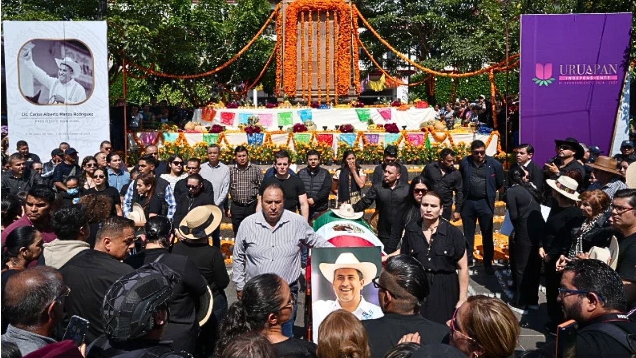 Mexico: Uruapan Mayor killed during Day of Dead festivities, Cartel ...