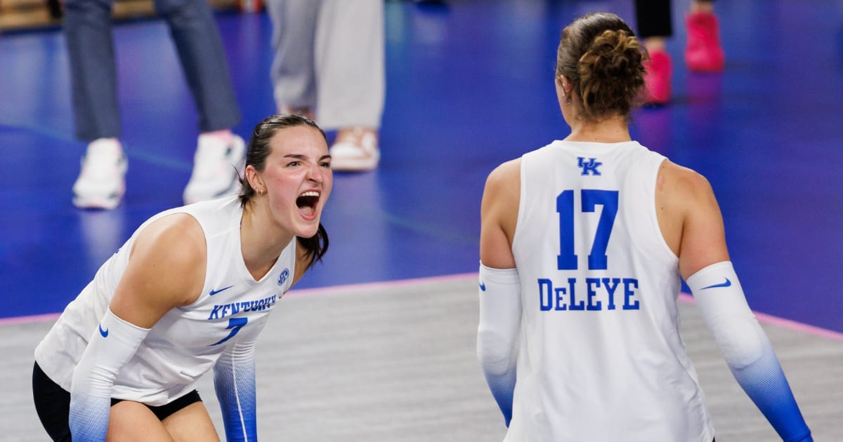 Eva Hudson and Brooklyn DeLeye Continue to Shine for Kentucky Volleyball