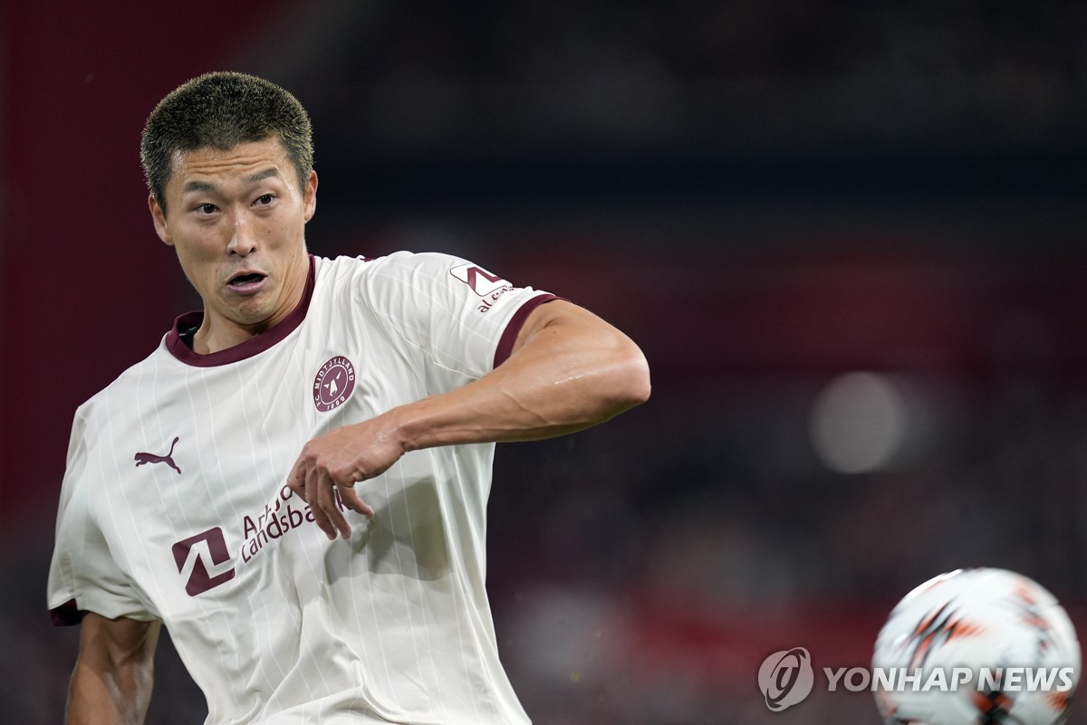 Ex-World Cup star Cho Gue-sung earns 1st nat'l team call-up in 20 months