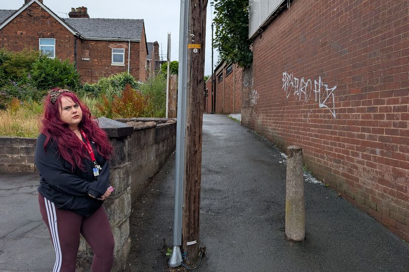 Hundreds of YOU want to feel safer on this Stoke-on-Trent street
