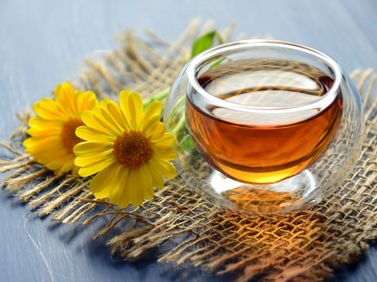 Don't take THESE supplements with GREEN TEA!