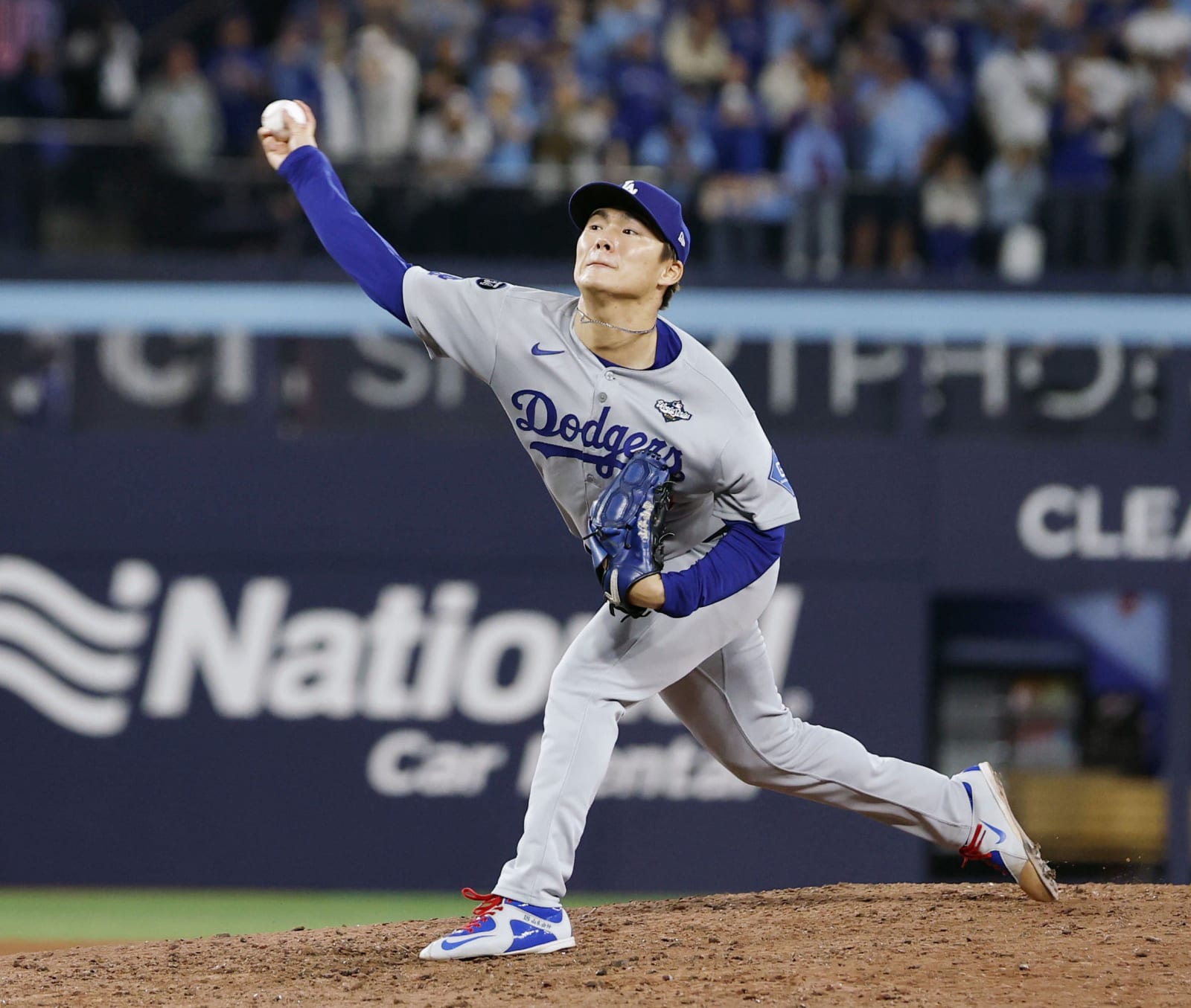 Baseball: Dodgers clinch World Series with 5-4 Game 7 win in 11 innings
