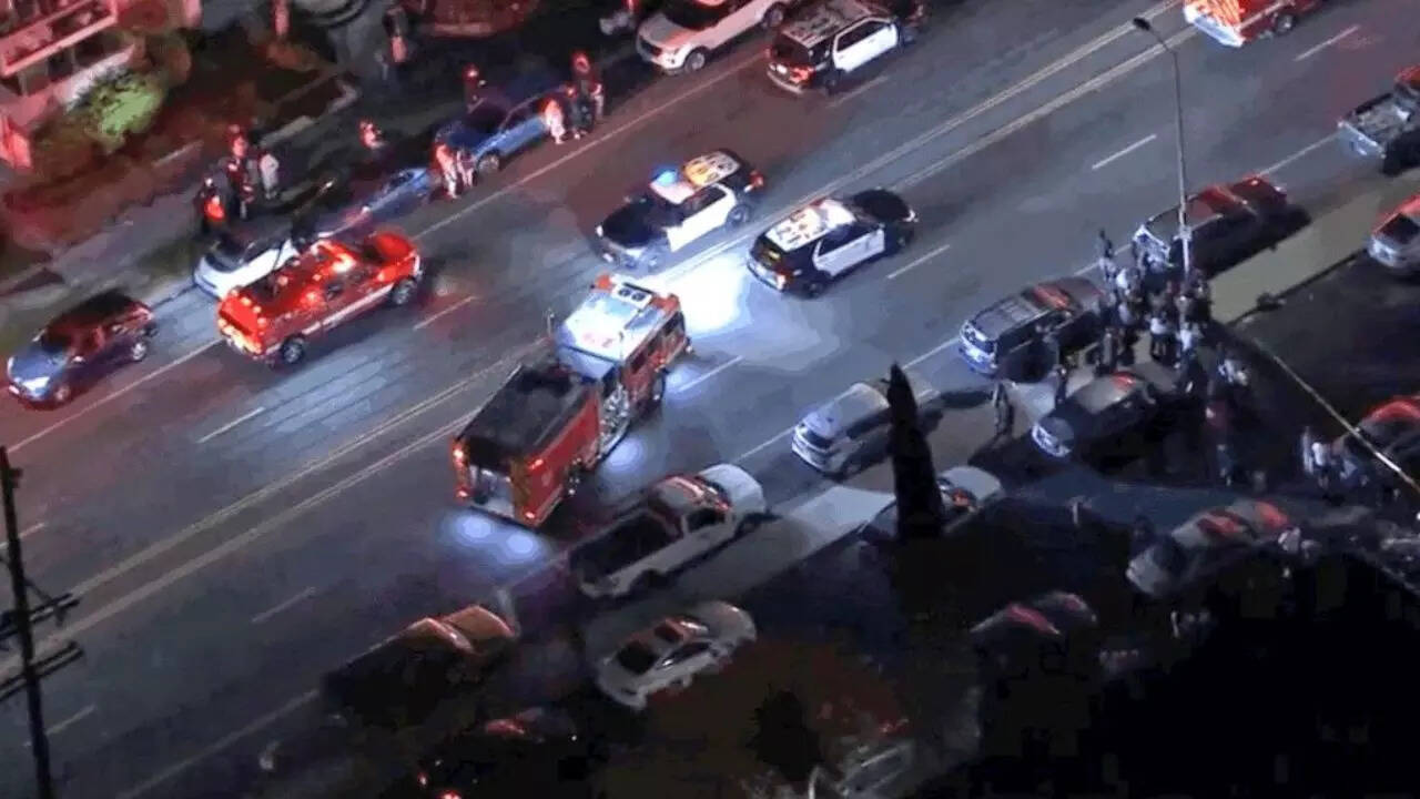 LA shooting: Four injured in Winnetka drive-by; police seal area, hunt ...