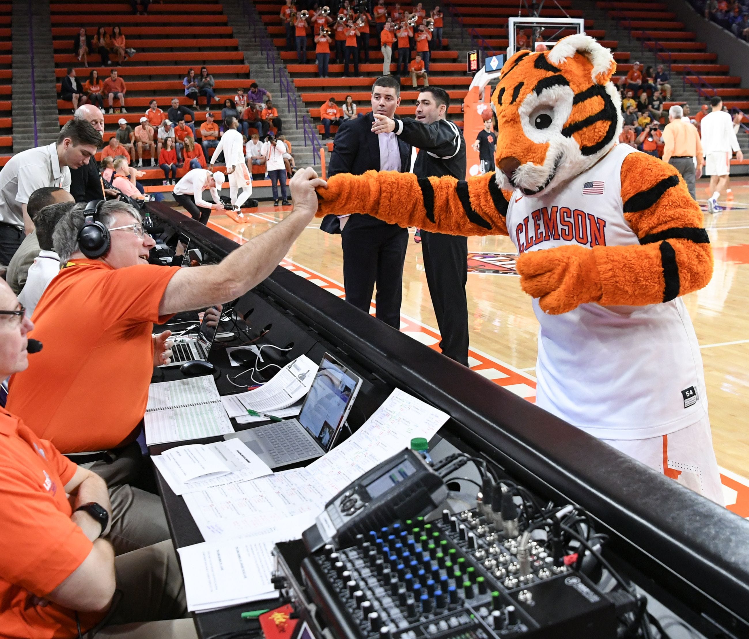 Where to watch Clemson basketball vs NC State today: Time, TV info