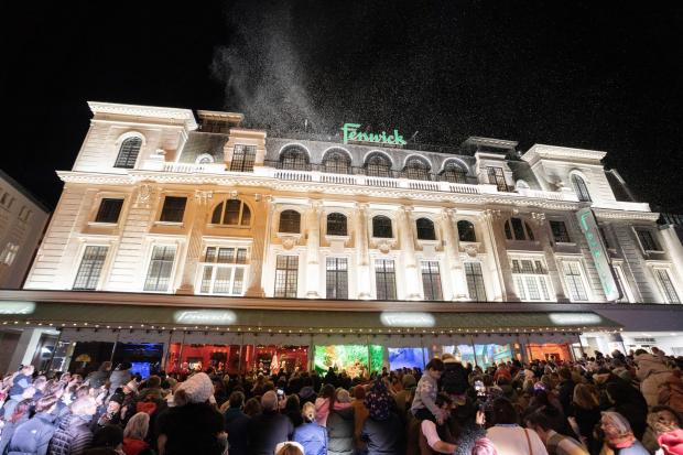 Pictures as crowds flock to revealing of Fenwick Christmas window 2025